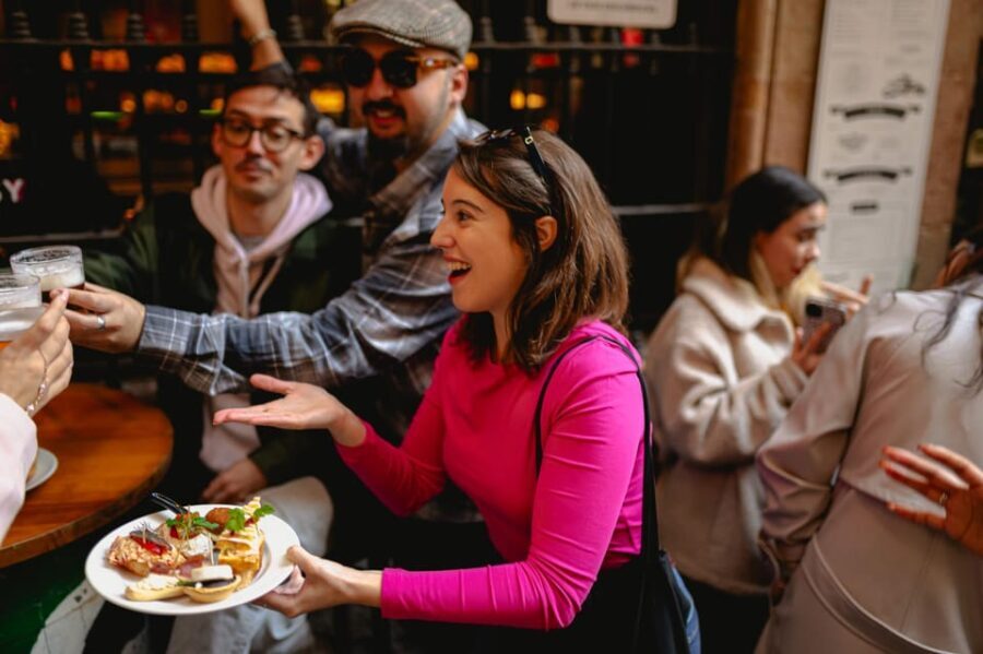 Barcelona: El Born Food Walking Tour with Tapas and Drinks - What’s Included and What to Expect