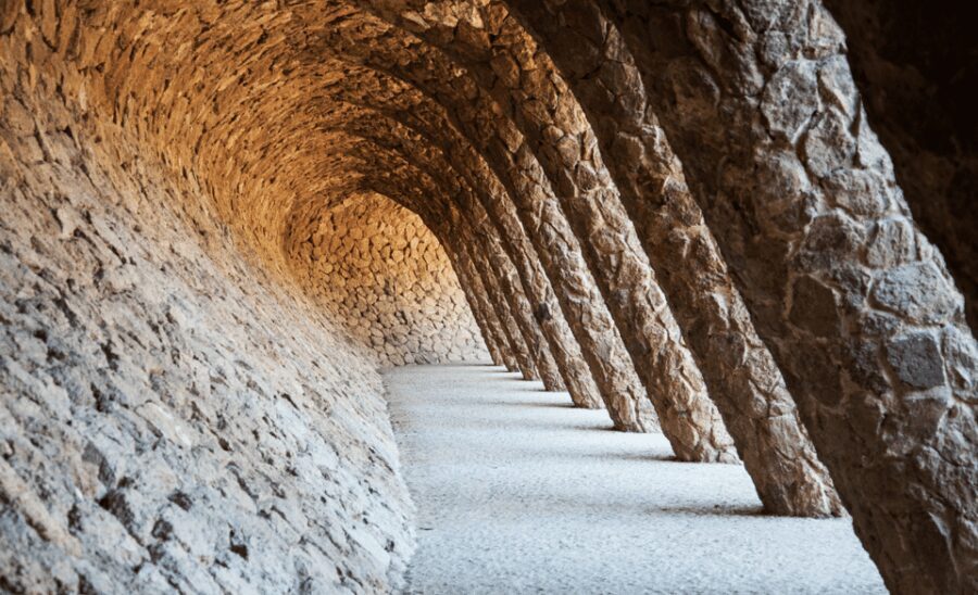 Barcelona: Guell Park Small-Group Tour & Dragon Stairway - Practical Details and Tips