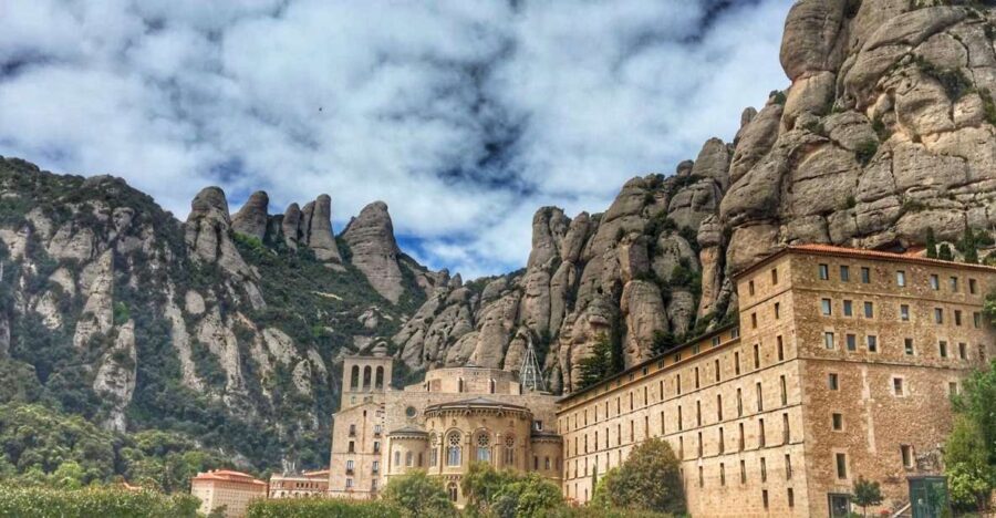 Barcelona: Private Montserrat Tour with Entry Tickets - What’s Included and What’s Not