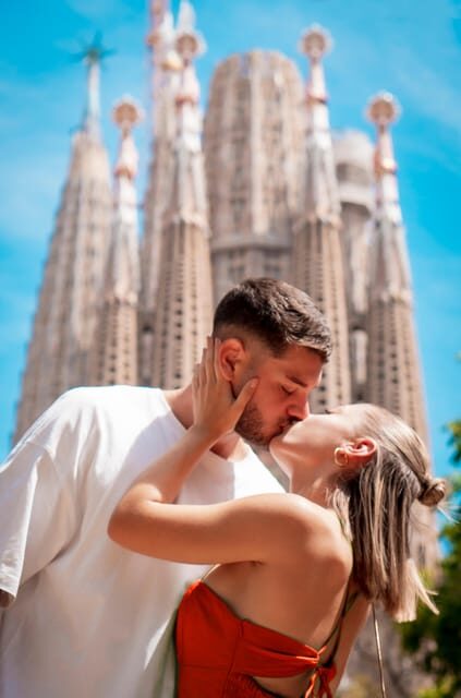 Barcelona: Professional Private Photoshoot - Choosing Your Location: Which One Fits You?