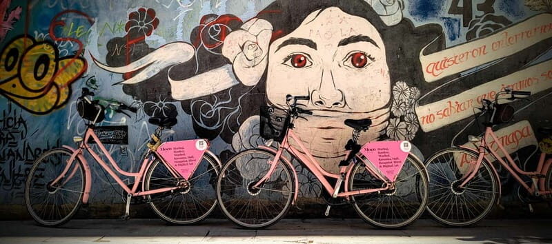 Barcelona | StreetArt Bike Tour Moco Museum - FAQ