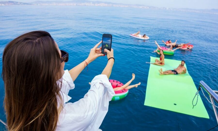 Barcelona: Sunset or Day Catamaran Cruise with Tapa & Drink - Analyzing the Value