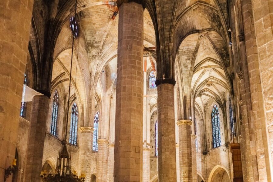 Barcelona: Tapas & Wine Private Walking Tour with Local Food - What to Expect at Each Stop