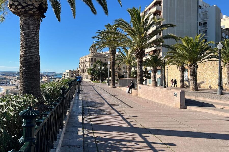 Barcelona: Tarragona & Sitges Guided Day Trip with Transfers - The Value of This Tour