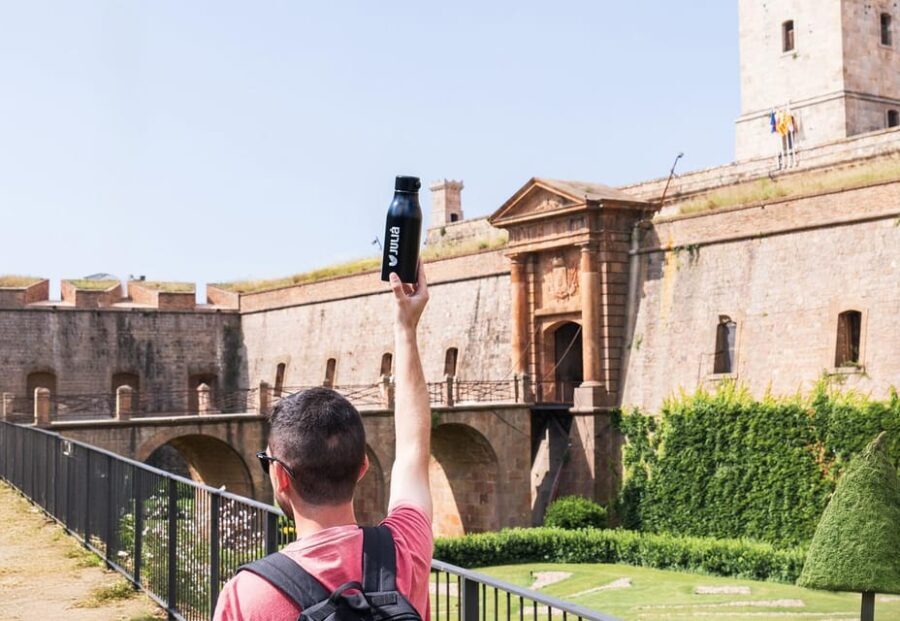 Barcelona Tour: Montjuic Cable Car & Gothic walking Tour - What’s Included and What’s Not