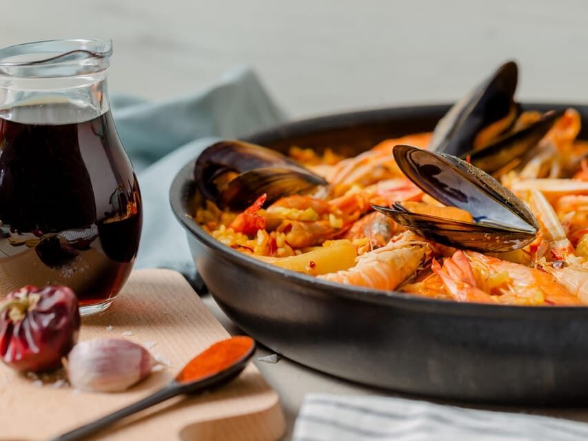 Barcelona: Tour: Mussels, Rice Plantation and Paella - Visiting Mussel and Oyster Production Centers