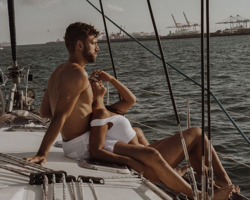 Barefoot: Private sailing cruise in Barcelona - The Practicalities