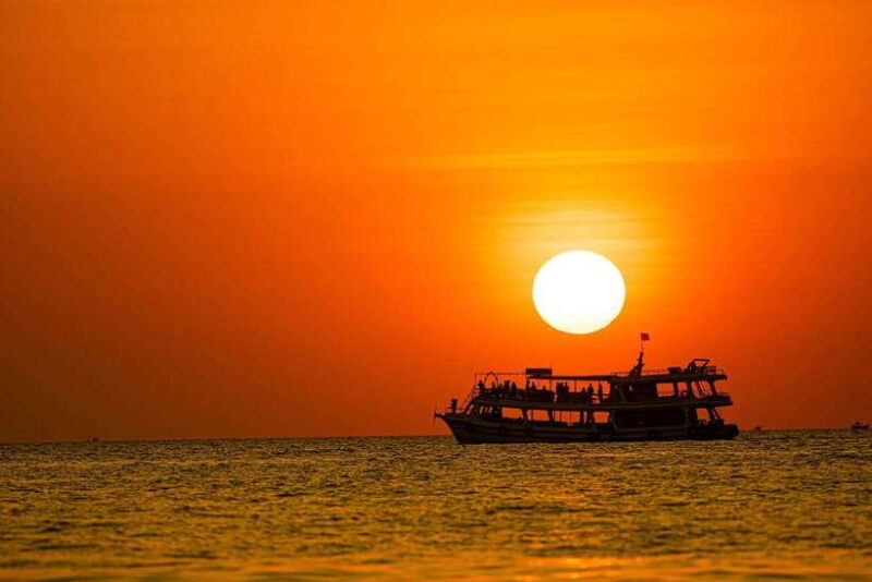 BBQ and sunset party on the island in Phu Quoc - Key Points