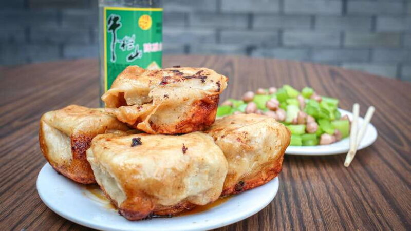 Beijing: Hidden Gems Guided Food Tour with Beer and Tastings - Key Points