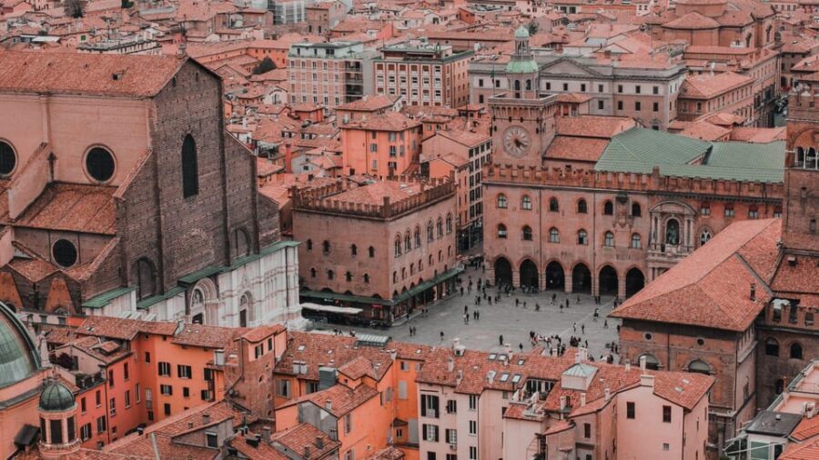 Best of Bologna: Private Walking Tour with a Local - Breaking Down the Experience