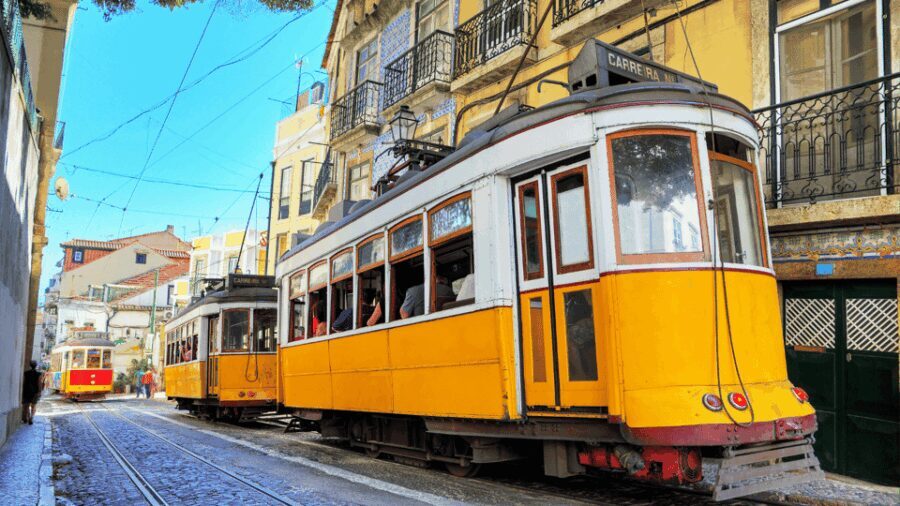 Best of Lisbon: Private Walking Tour with a Local - Why This Tour Works