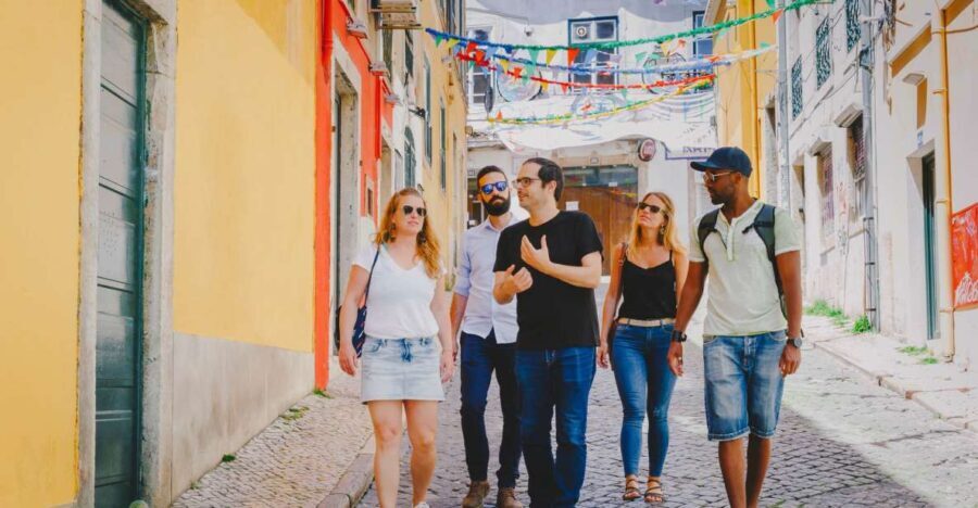 Best of Lisbon Walking Tour: Rossio, Chiado & Alfama - The neighborhoods of Chiado and Baixa: elegance and resilience
