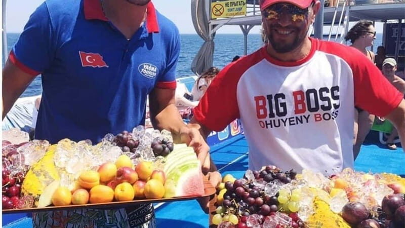Big Boss Boat Trip Adults Only +16 - What Makes This Tour Stand Out