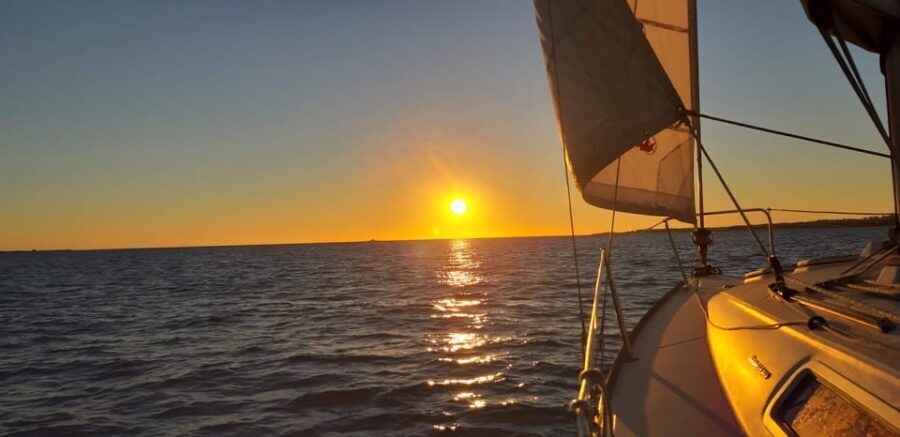 Bluemotion Lisbon: Private Sunset sailing tour Tagus River - Starting Point and Logistics
