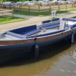 Boatrental 2 Hours 12 Person with Steeringwheel and cushions - Introduction: A Relaxed, Flexible Way to Explore Giethoorn