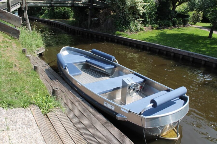 Boatrental 2 Hours 8 Person with Steeringwheel and cushions - The Itinerary and Key Stops
