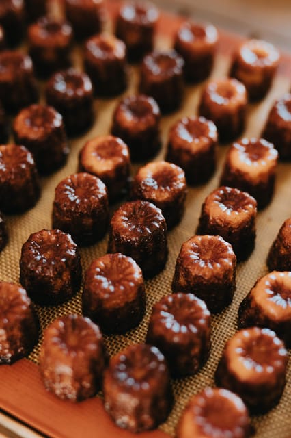 Bordeaux: River Garonne Cruise with Glass of Wine and Canelé - Key Points
