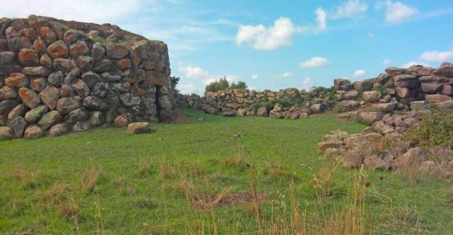 Borore: archaeological tour with tasting - A Taste of Sardinian Heritage
