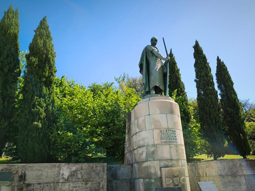 Braga & Guimarães Tour: Small Historical Group Tour - Visiting Guimarães: Portugal’s Cradle
