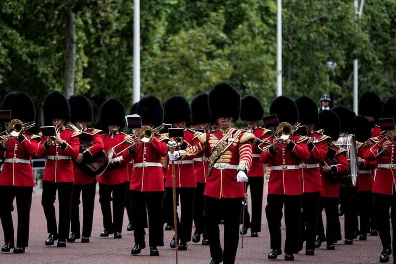 Buckingham Palace, Changing of the Guard Walking Tour - The Itinerary in Detail