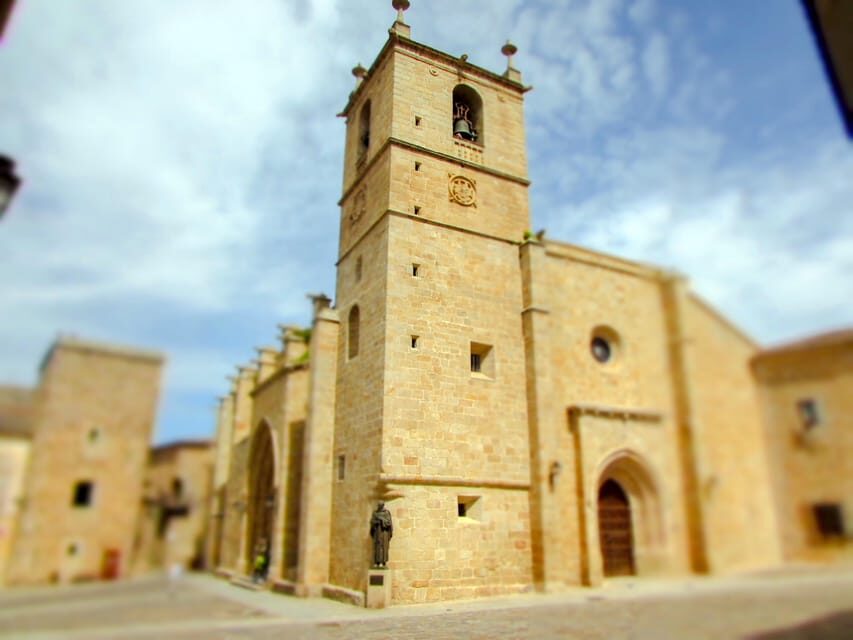 Cáceres: Guided visit of the Santa María Co-cathedral - The Tour Itinerary: What You Can Expect