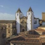 Caceres: Highlights, History and Jewish Quarter Walking Tour - Exploring Cáceres: What the Tour Covers