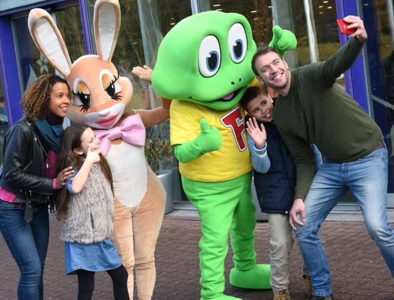 Cadbury World & LEGOLAND Discovery & Warwick Castle - Key Points