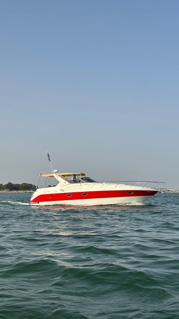 Cadiz: Exclusive Yacht excursion to La Caleta or Pepa Bridge - Introduction