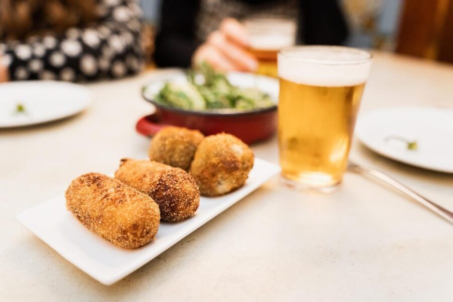 Cadiz Food Tour with Tapas & Drinks with a Local - The Value and Experience: Why It Works
