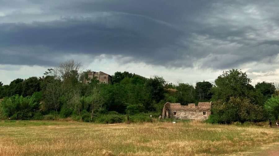 Caffarella Park: Rome's Secret Urban Hiking Paradise - What to Expect from the Tour