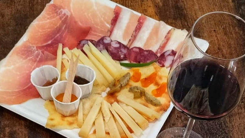 Cagliari: Private Food and Wine Tasting Experience - Who Should Consider This Tour?