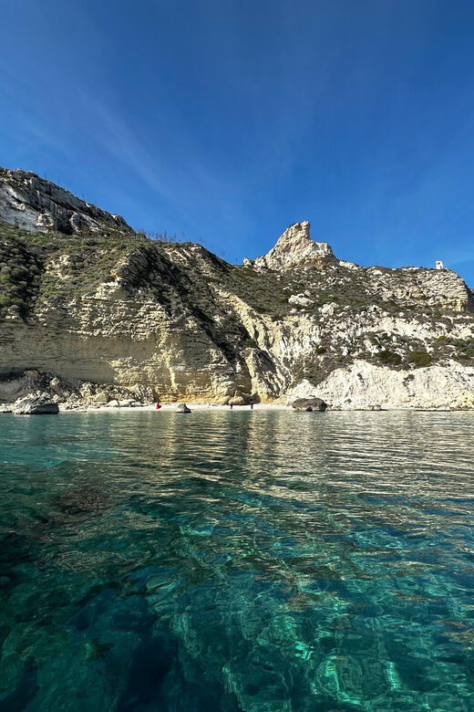 Cagliari: sunset aperiboat in the Angel's Gulf - Discovering the Experience