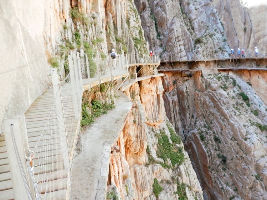 Caminito del Rey: Guided Hiking Tour with Entrance Tickets - Who Should Book This Tour?