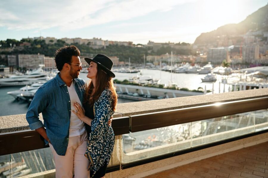 Cannes: Photo Shoot with a Private Vacation Photographer - How the Experience Usually Unfolds