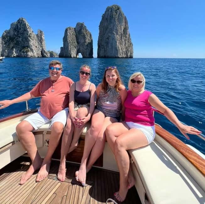 Capri: 2-Hours Boat Tour with Swimming, Limoncello and Snack - Itinerary Breakdown: What to Expect