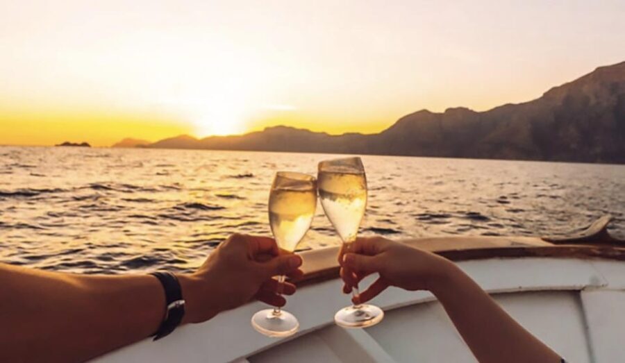 Capri: 2-Hours Sunset Boat Tour, Swimming & Dinner Option - The Highlights in Detail