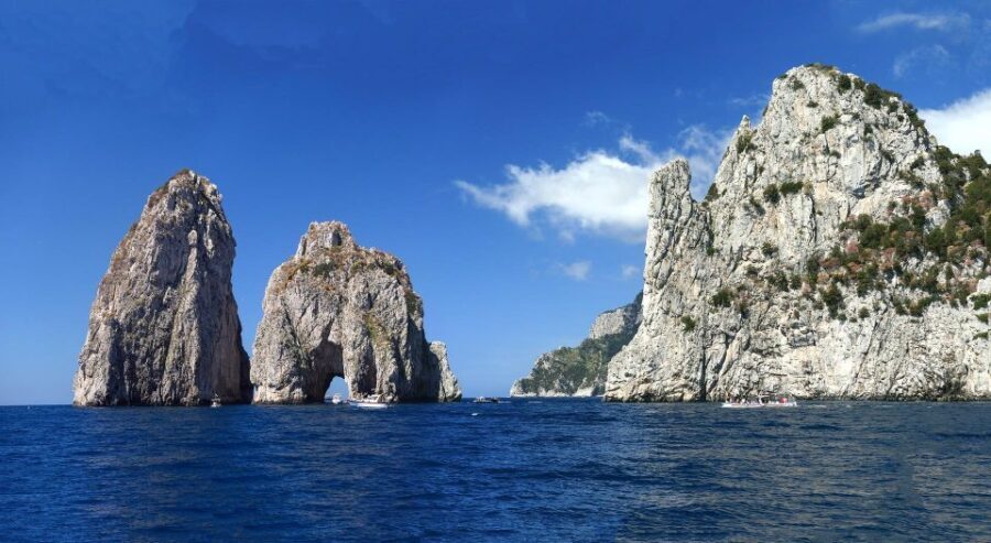 Capri private boat tour from sorrento on Gozzo 9 cabin - Key Points