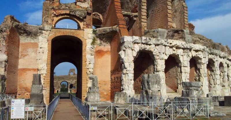Caserta Royal Palace and Spartacus Amphitheater Tour - An In-Depth Look at the Caserta Royal Palace and Spartacus Amphitheater Tour