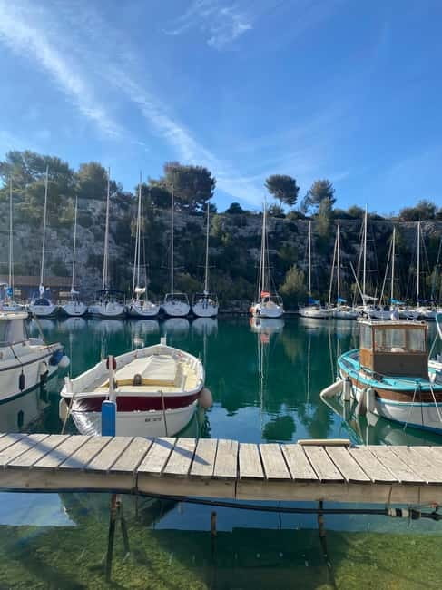 Cassis : Hiking Tour 2 Calanques with swimming - The Journey through the Calanques: A Deep Dive