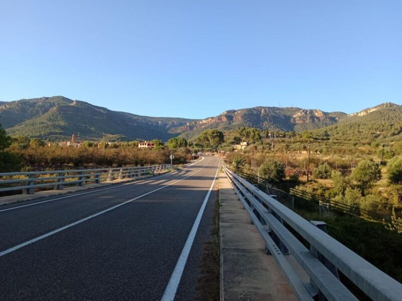 Catalonia: Cycling through city and beautiful landscapes - Key Points