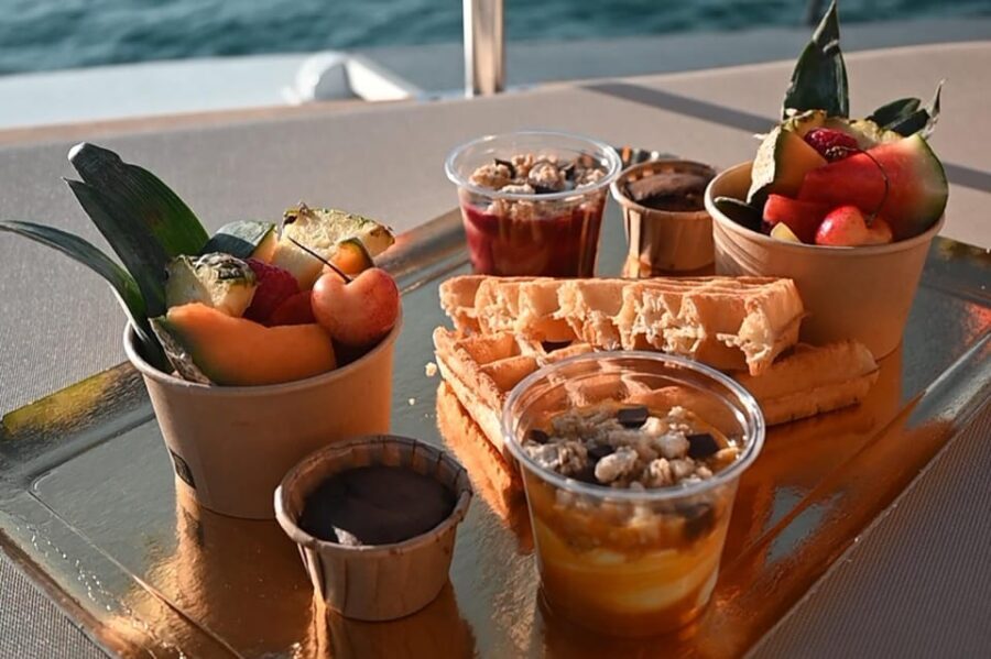 Catamaran Lucile | Sunday brunch - Who Will Love This Cruise?