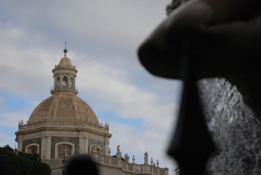 Catania: Nighttime Street Food Small Group Tour - Exploring the Details: What to Expect