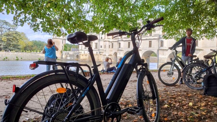 Chenonceau: guided ebike ride and wine & cheese picnic lunch - What’s Included and What’s Not