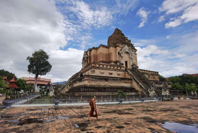 Chiangmai: Temple And City Walking Tour With Ex-Monk - Key Points