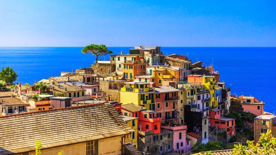 Cinque Terre Audioguide - TravelMate app for your smartphone - Who Should Consider This Experience?