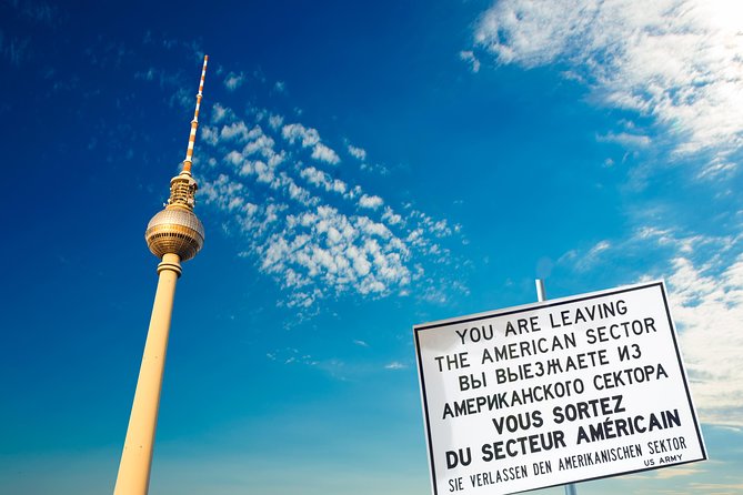 Cold War Berlin: Private 3-hour Walking Tour - Key Points