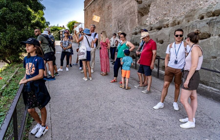 Colosseum, Roman Forum & Palatine Guided Tour - The Colosseum: Walking Through the Arena of Legends