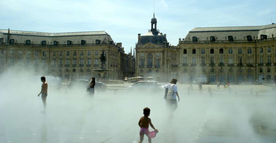 Contemporary Architecture in Bordeaux city center! - Who Should Take This Tour?