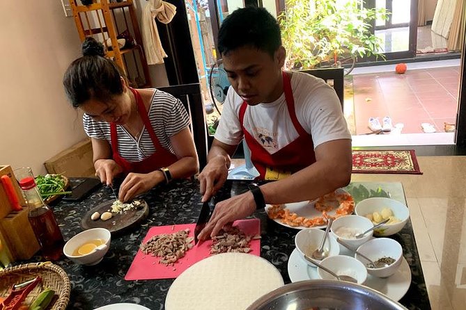 Cooking with Jolie in Hoi An and Lantern making class (JHA4) - Key Points