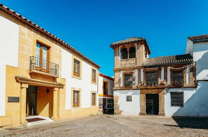 Córdoba: Jewish Quarter, Mosque, and Alcázar Tour - Whats Included and Whats Not